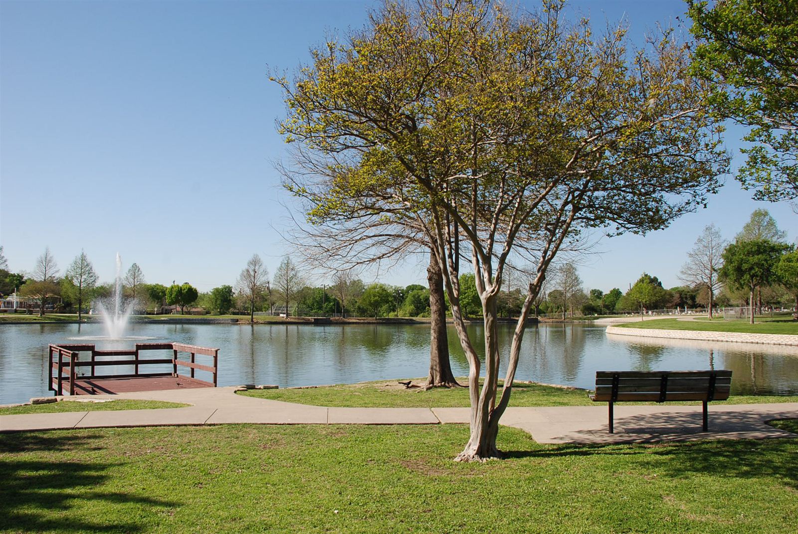 Locations Hub - City Lake Park