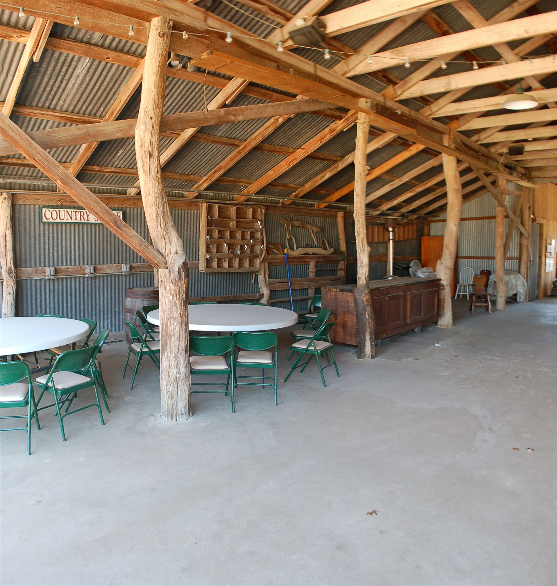 Locations Hub - Heritage Farmstead Museum