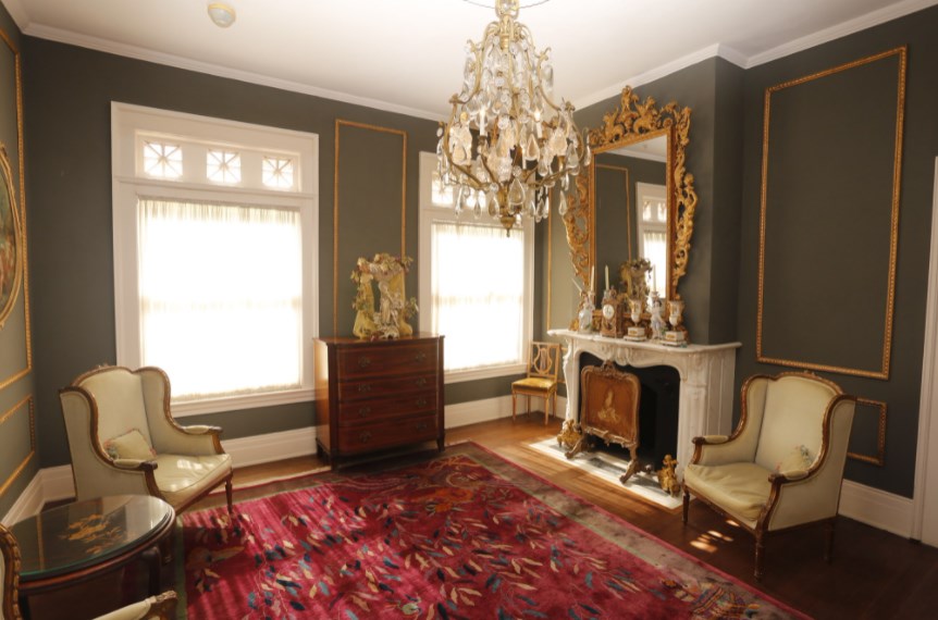 Locations Hub - Pompeiian Villa