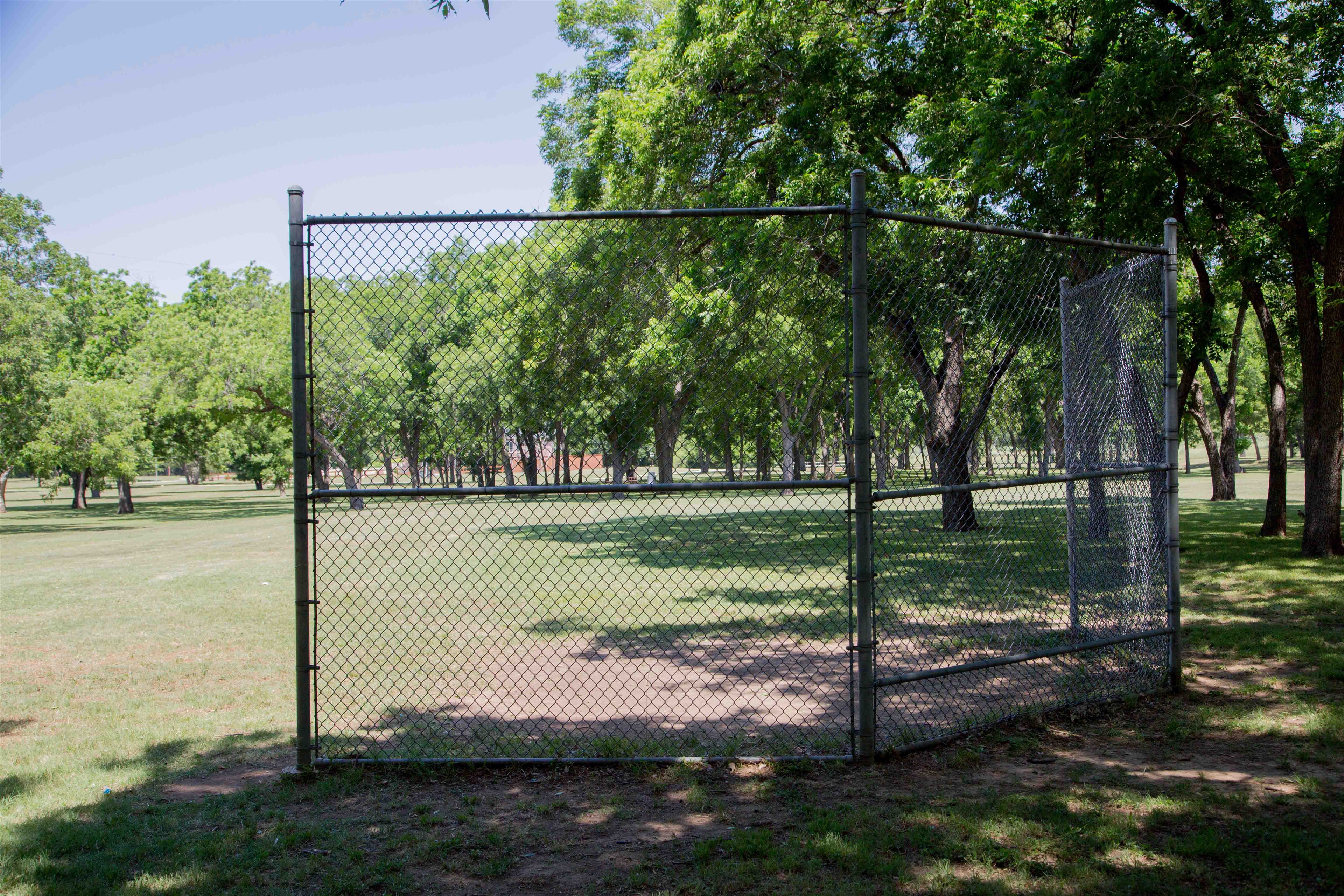 Locations Hub - Clarence Foster Park