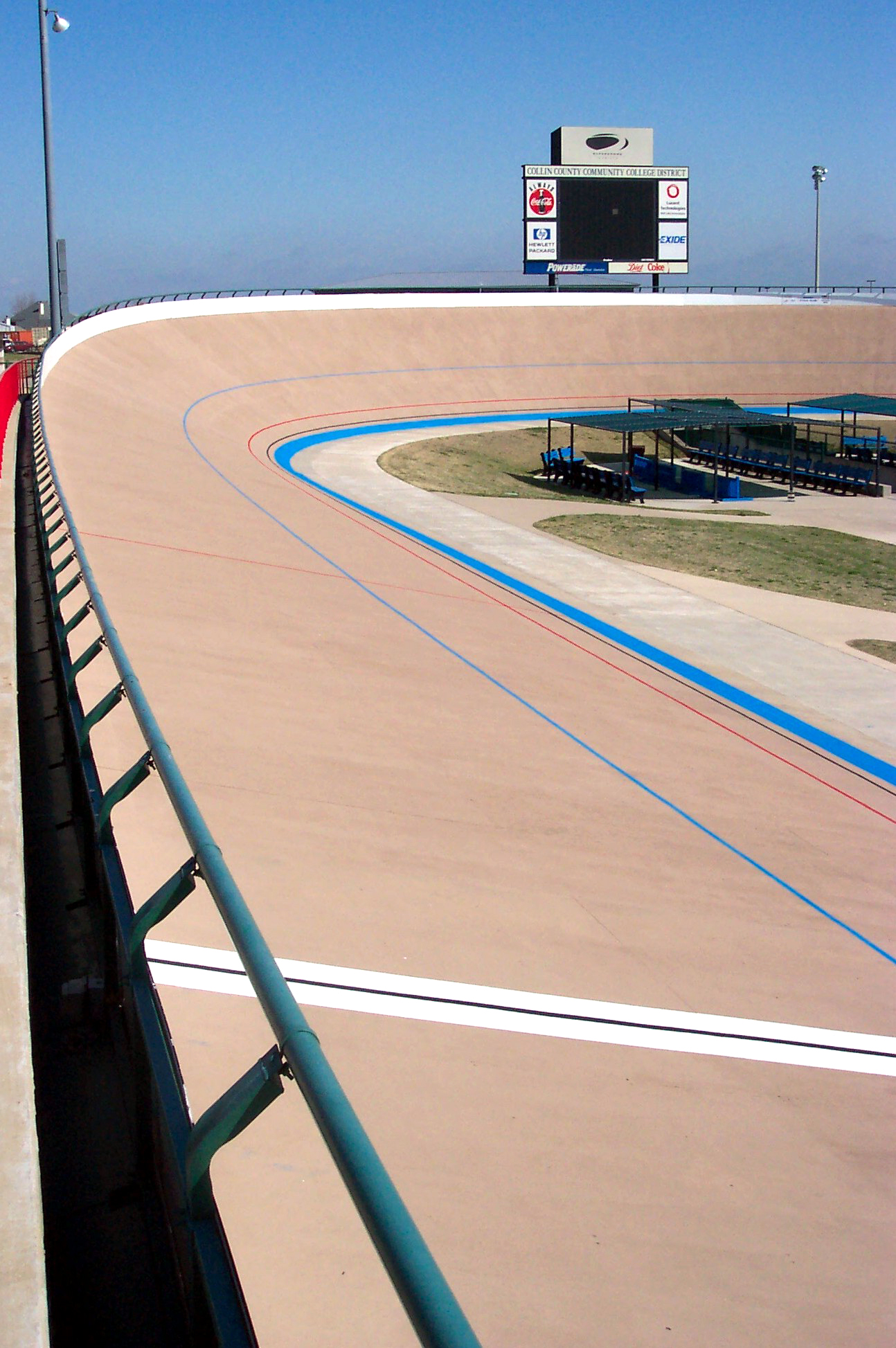 Locations Hub - The Superdrome Velodrome