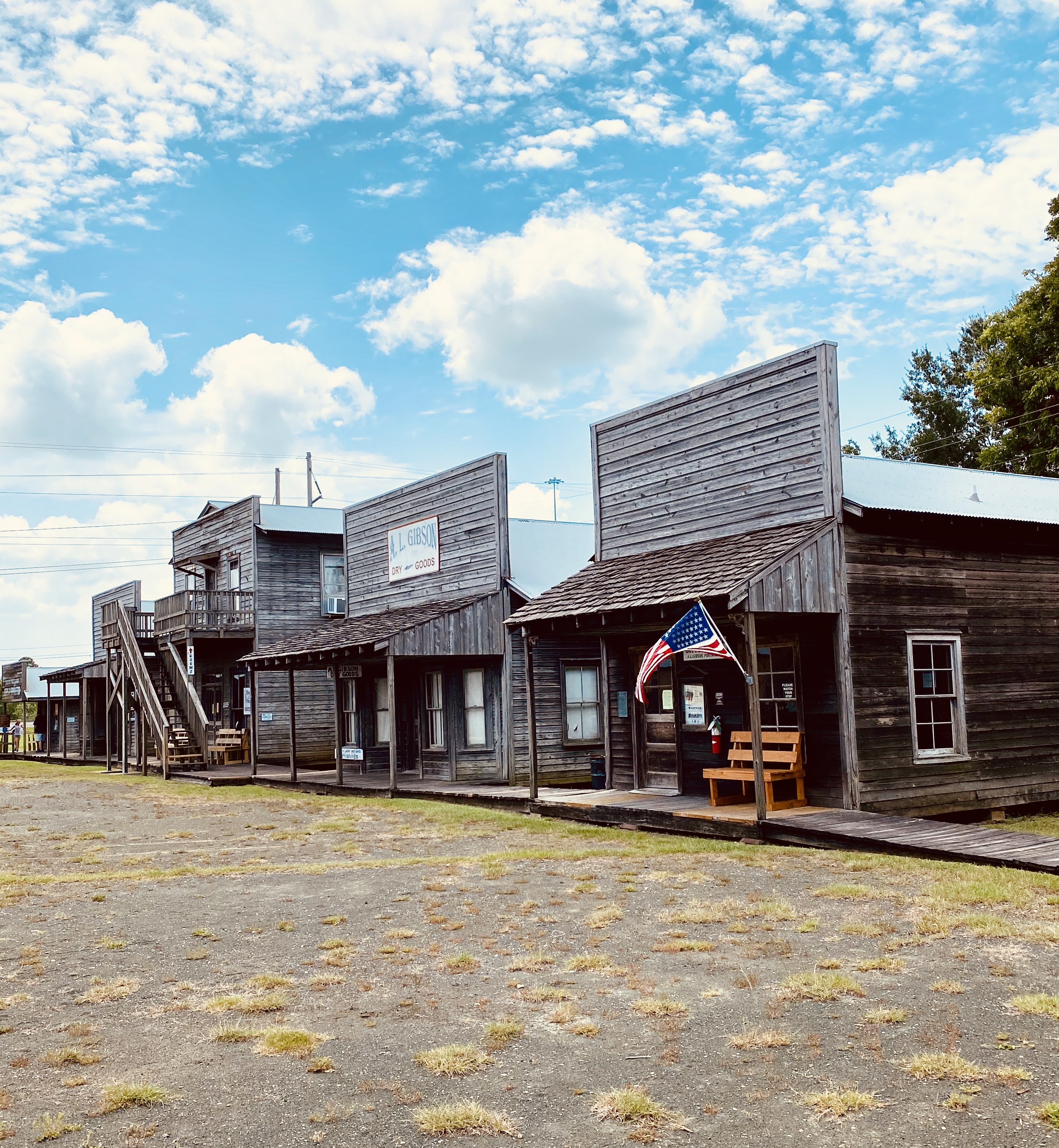 Locations Hub - Spindletop-Gladys City Boomtown Museum