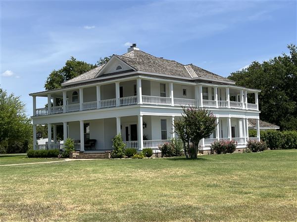 Locations Hub - Historic Phillips House