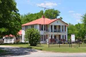 Locations Hub - Homestead Vineyard & Winery at Ivanhoe