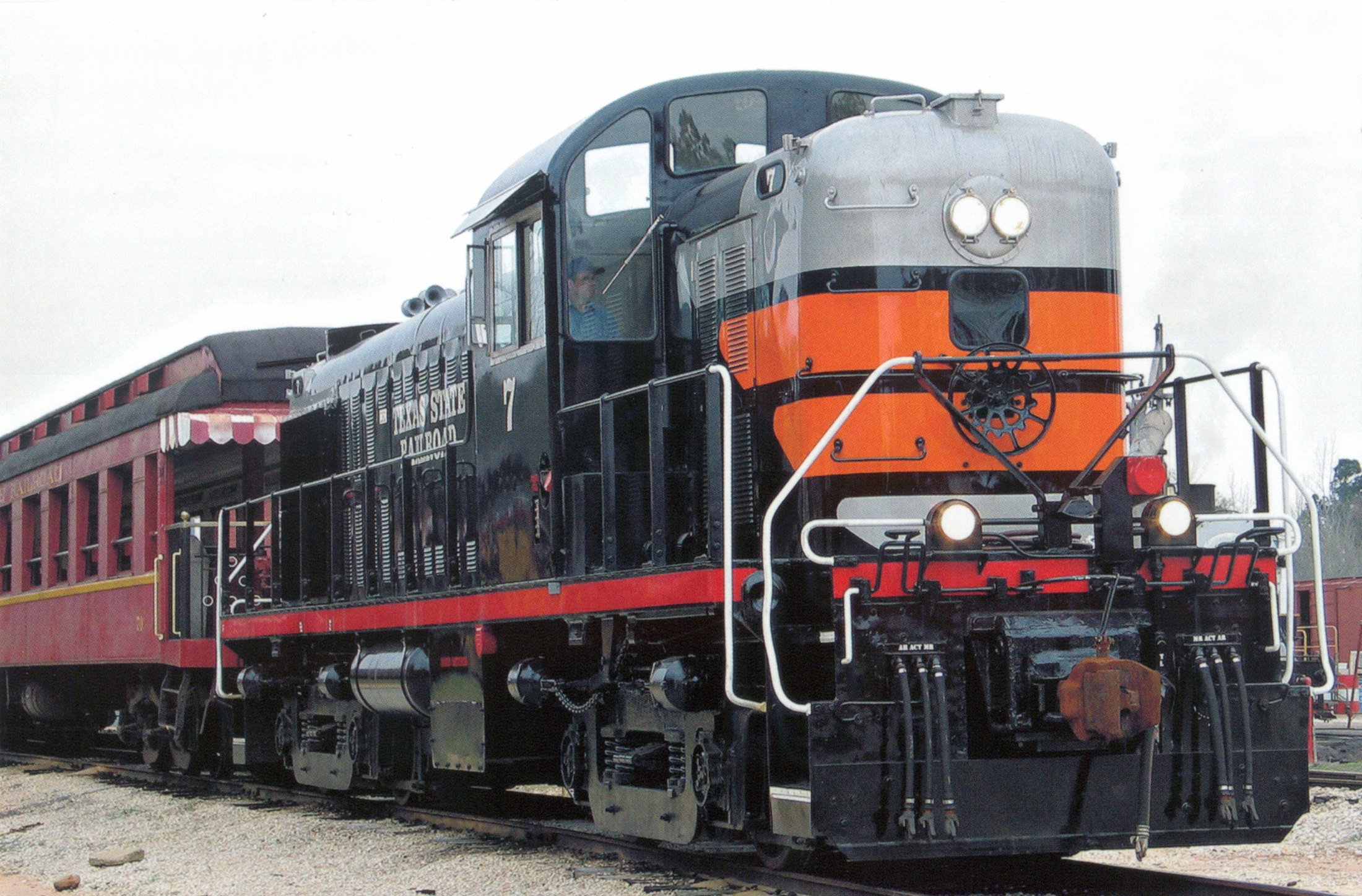 Locations Hub - Texas State Railroad - 1947 Diesel Train