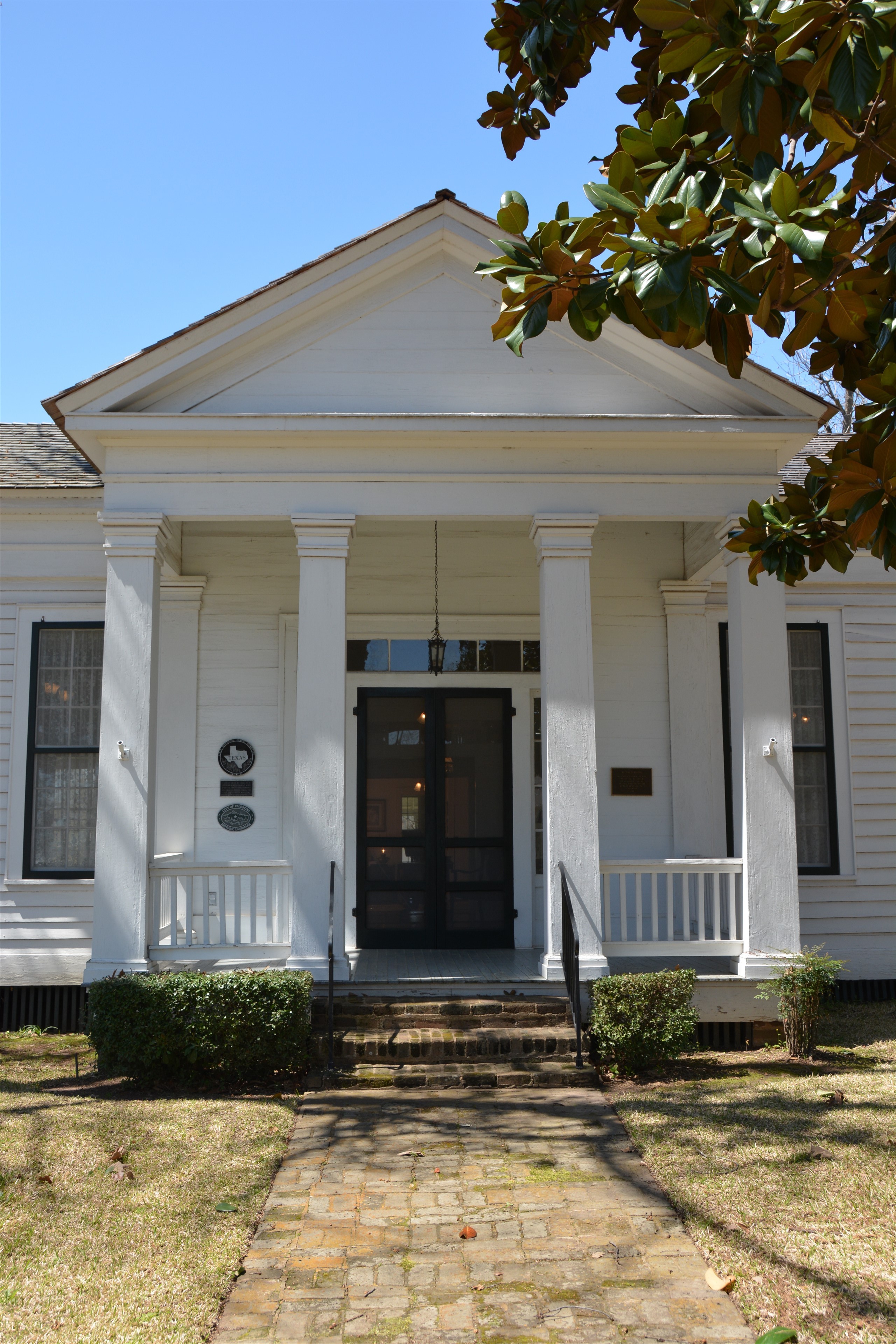 Locations Hub - Howard House Museum