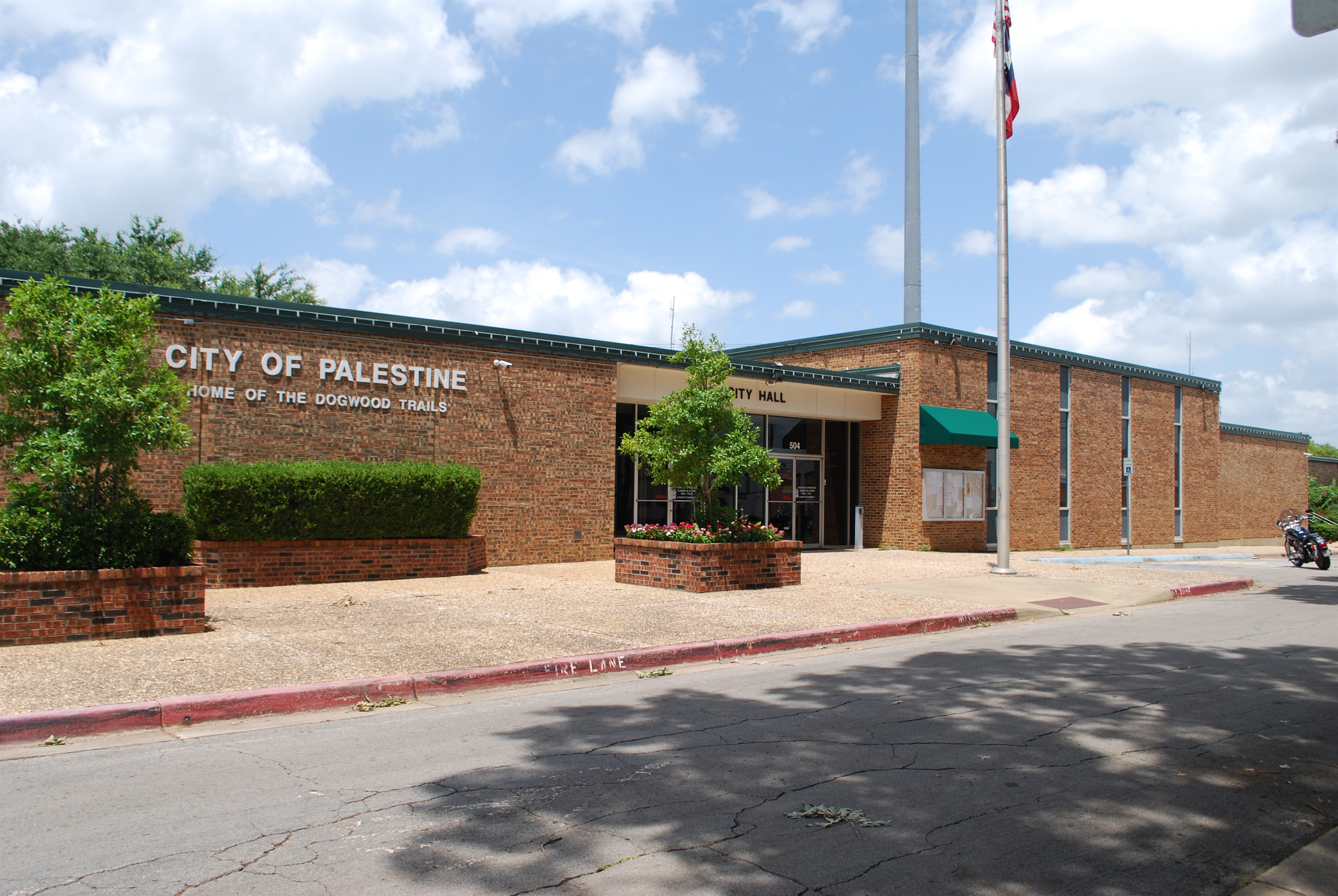 Locations Hub - Palestine City Hall