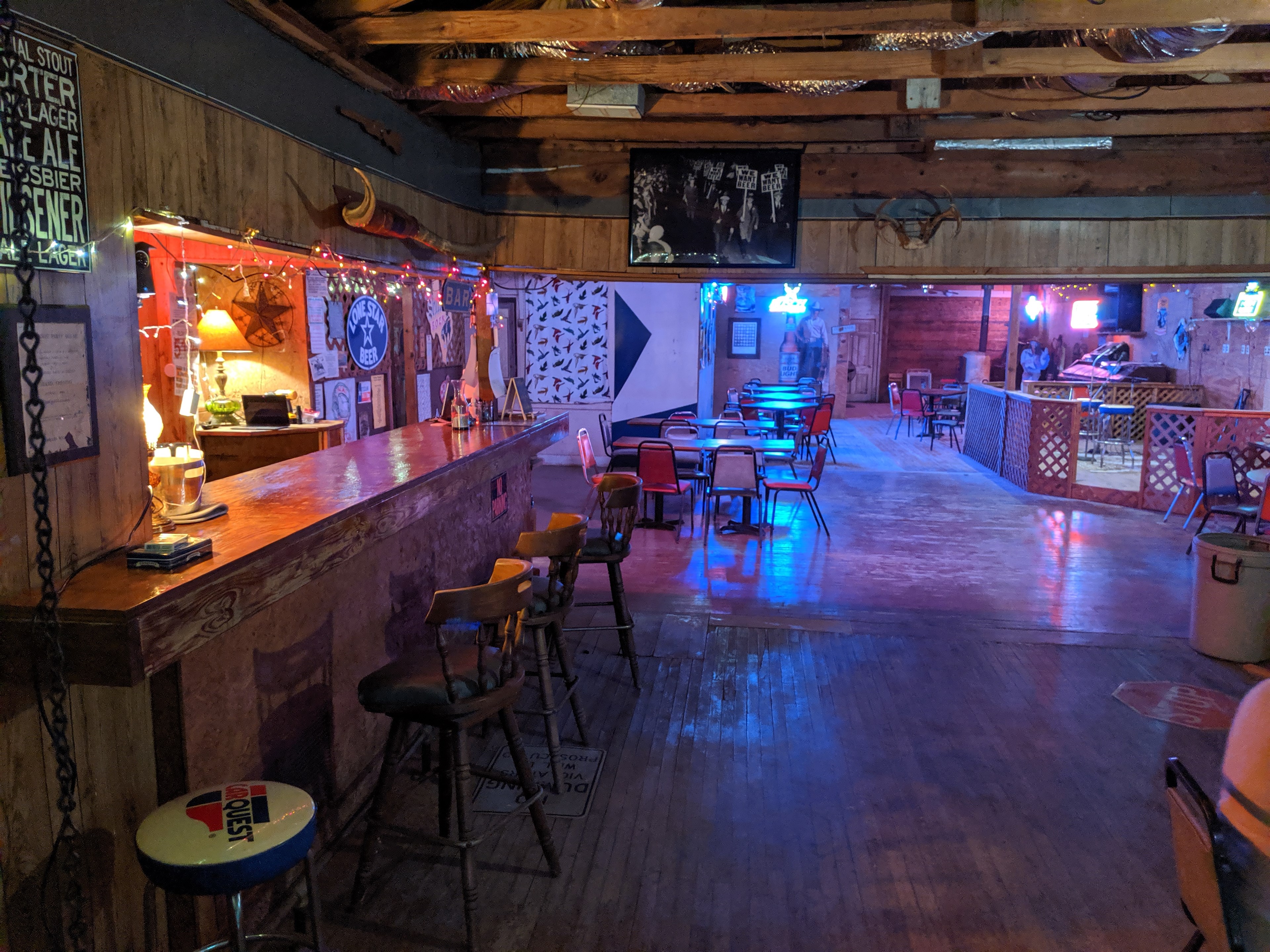 Locations Hub - Why Knot Party House