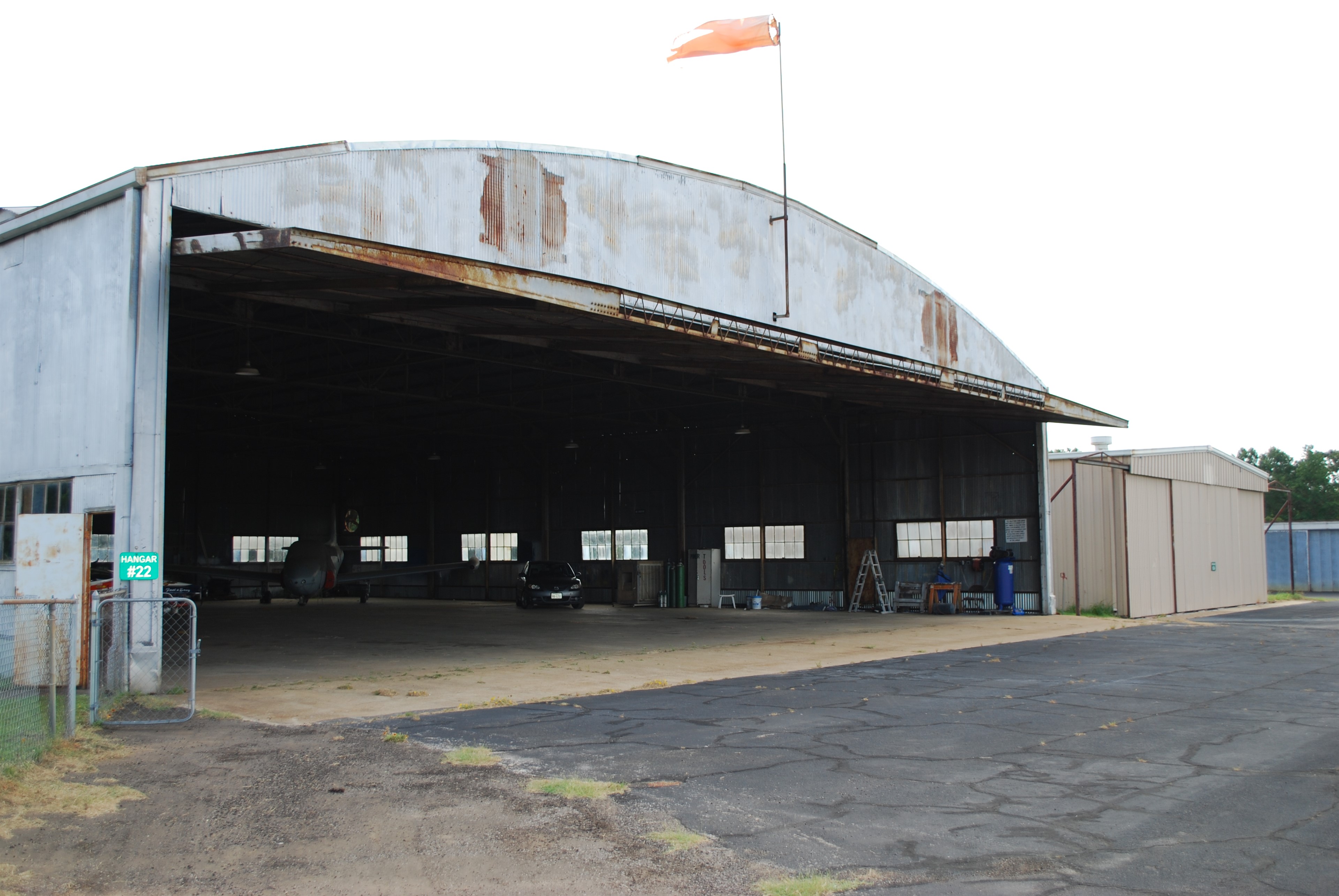 Locations Hub - Palestine Municipal Airport