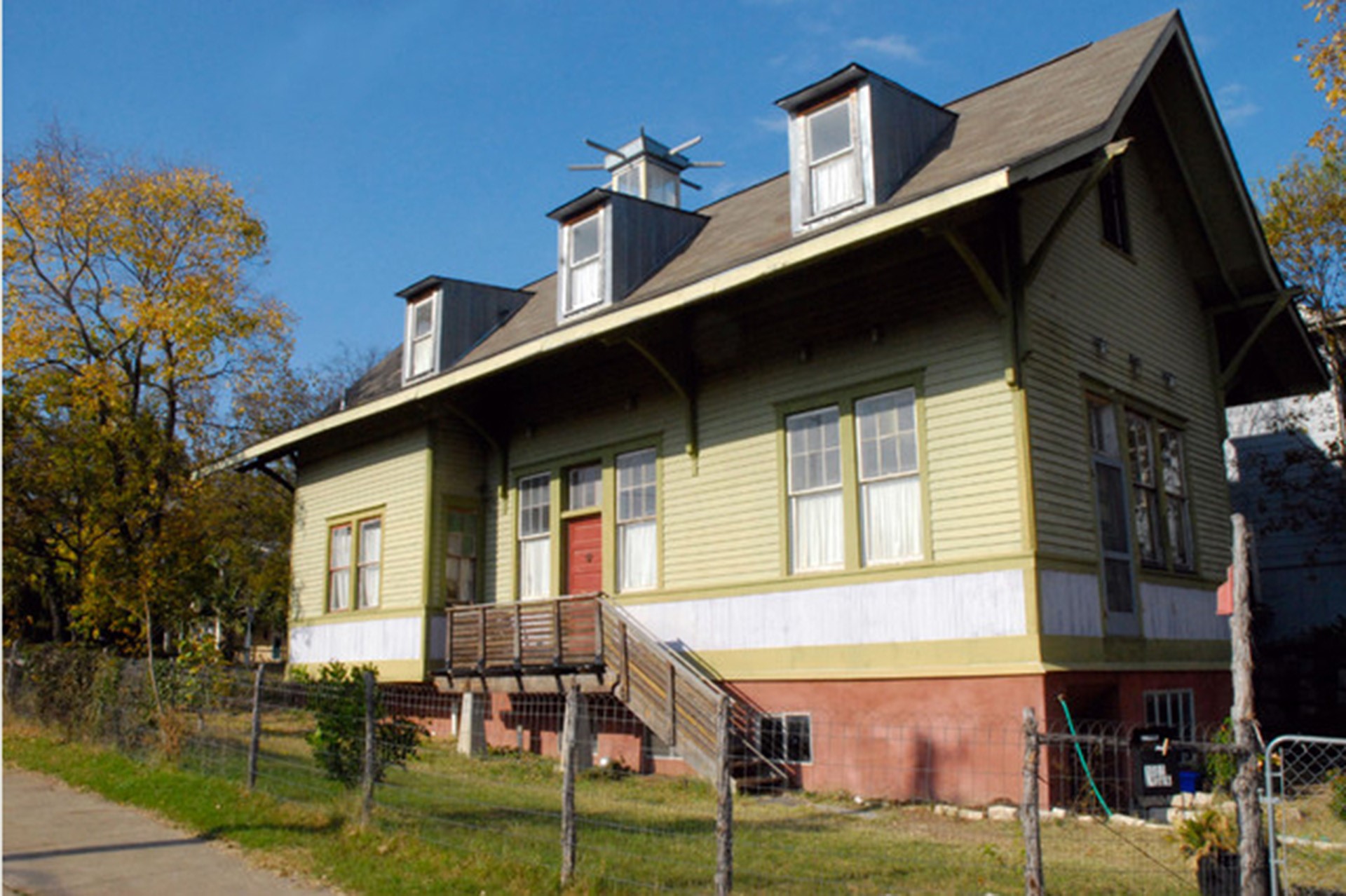Locations Hub - Lydia House