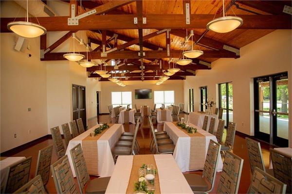 Locations Hub - Kathryn Wilemon Lake House Event Center