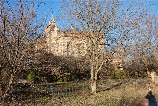Locations Hub - Abandoned Decatur Mansion
